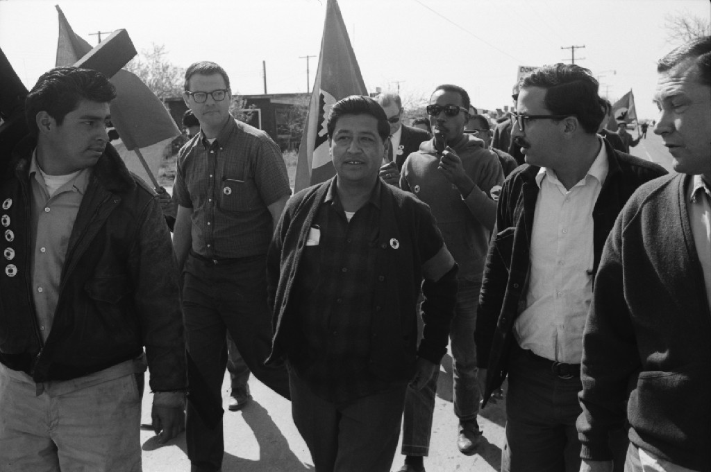 Cesar Chavez & protestors marching — Calisphere