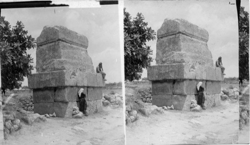 Tomb of Hiram, King of Tyre. Syria — Calisphere