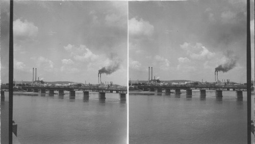 Oil refineries at Tulsa, Okla — Calisphere