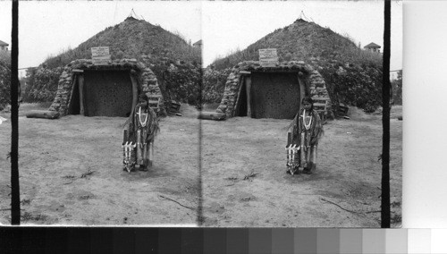 Pawnee - Earth Lodge, Okla. La. Purchase, Exposition, Missouri — Calisphere