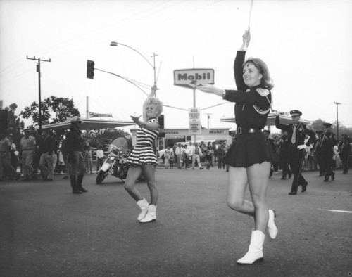 Police marching band, Conejo Valley Days Parade 1965 — Calisphere
