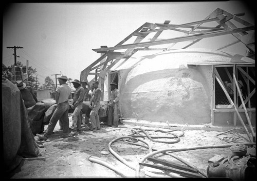 Neff residence [Airform]. Construction — Calisphere