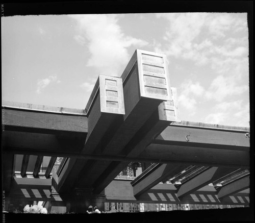 Coonley, Avery, residence. Exterior detail — Calisphere