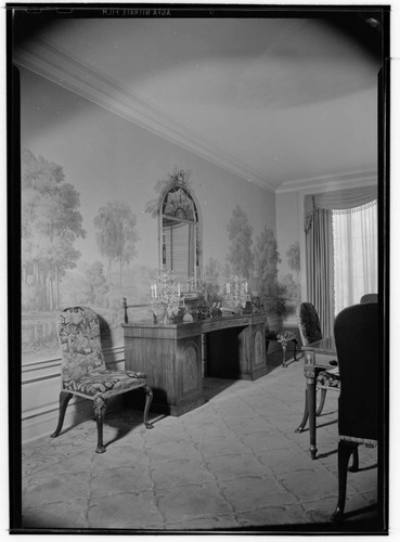 Barr, Ingle, residence. Dining room — Calisphere
