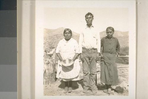 Fred Collins and family; October 1934; 17 prints, 16 negatives — Calisphere