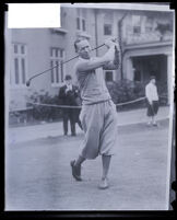 Golfer Leo Diegel mid swing, Los Angeles, 1920s — Calisphere