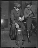 Darwin Ballenger and Frank Barron, Western Union messengers, Los ...