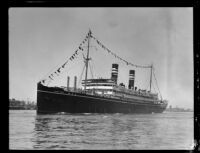 Japanese ocean liner Shinyo Maru in port, [1928?] — Calisphere