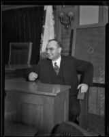 Judge Walter Gates in the witness stand, Los Angeles, 1930s — Calisphere
