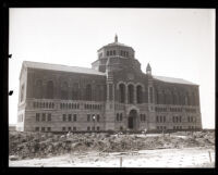 Construction in front of Powell Library, Los Angeles, 1929 — Calisphere