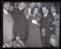 Winnie Ruth Judd, murder suspect, surrenders, Los Angeles, 1931 ...