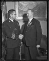 Police chief Roy Steckel shakes hands with General Eoin O'Duffy, police ...