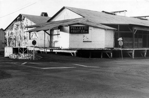 Pelletti Fruit Company, Graton, California — Calisphere