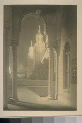 [H370? Italian Towers, Court of Palms (George W. Kelham, architect ...