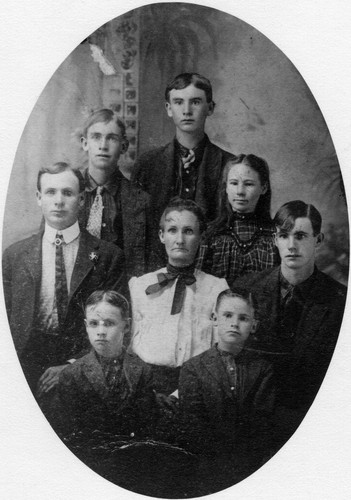 Edward Brantley Sanders and Olive Louanna Terry Sanders Family — Calisphere