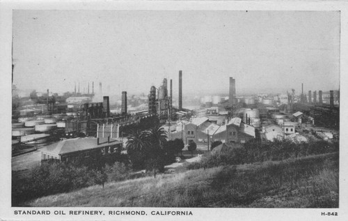 [Photograph of Standard Oil Refinery] — Calisphere