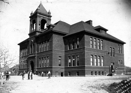 Santa Ana High School on N. Main between Ninth and Tenth — Calisphere