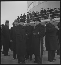[Kyosti Kallio, Aimo Cajander, Eljas Erkko and others at Helsinki-Malmi ...