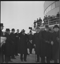 [Kyosti Kallio, Aimo Cajander, Eljas Erkko and others at Helsinki-Malmi ...