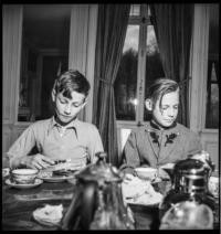 Vogue-Belgium 1940 [Solvay castle, Chateau de La Hulpe. Belgium. Solvay ...