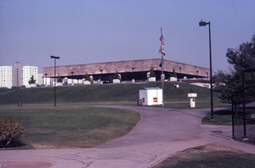 George C. Page Museum of La Brea Discoveries — Calisphere