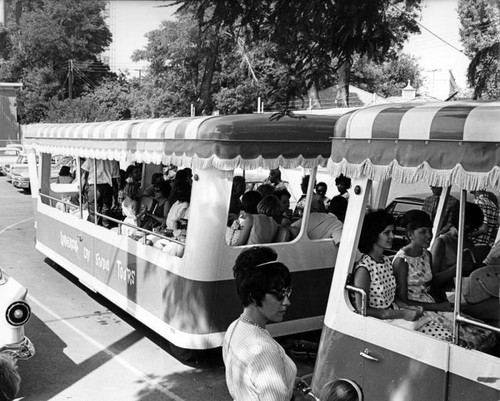 Tour trams — Calisphere