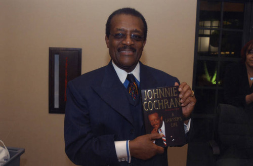 Johnnie Cochran at Central Library — Calisphere