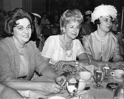 Mmes. Sanford Segel, left, Wm. Fieldman — Calisphere