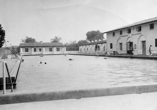 Swimming pool at Griffith Park, 1929 — Calisphere
