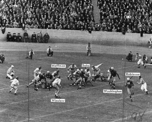 Canton plunges to Trojan's 2-yard line — Calisphere