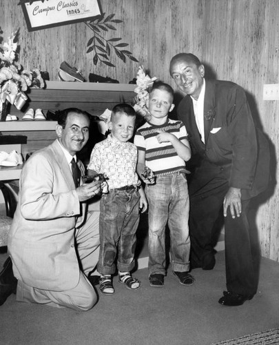 Innes Shoe Store opens — Calisphere