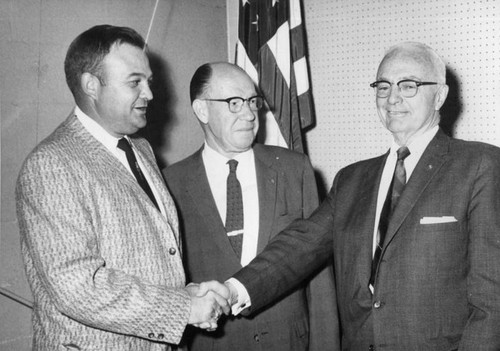 Congressman congratulates mayor — Calisphere