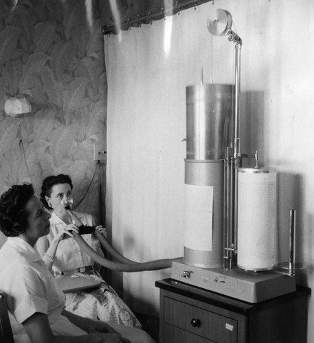 New device tests lungs — Calisphere