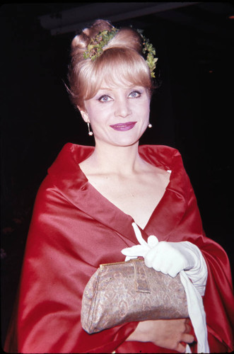 Susan Oliver at the Beverly Hills Hotel — Calisphere