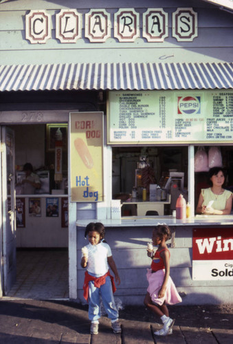 Clara's, Santa Monica Pier — Calisphere