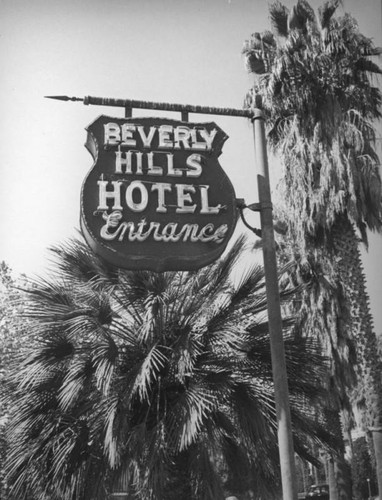 Beverly Hills Hotel sign — Calisphere