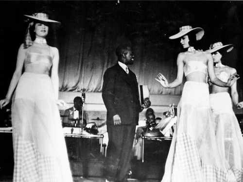 Dancer Bo 'Jangles' Robinson performing at the Cotton Club — Calisphere