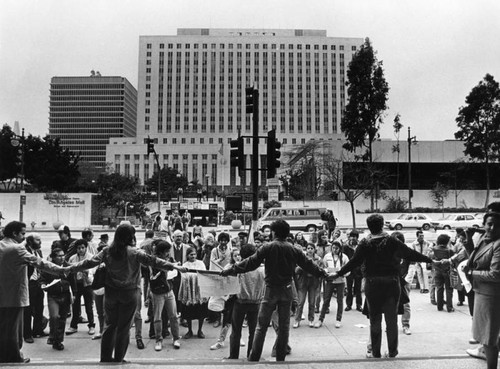 Protestors block steps of Federal Building — Calisphere
