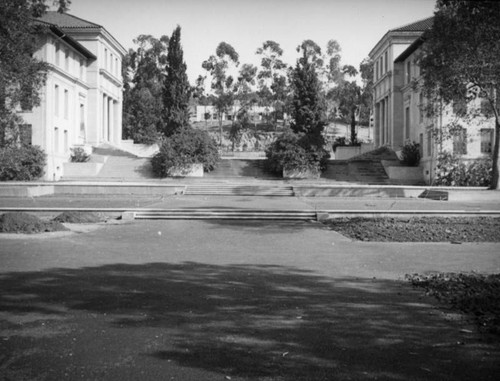 Fowler and Johnson Halls at Occidental College — Calisphere