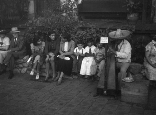 Harpist and audience, Olvera Street — Calisphere