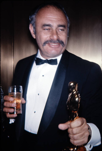 Martin Balsam at the Oscars — Calisphere