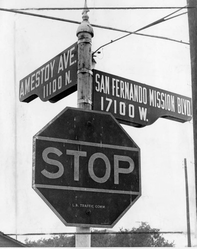 Street signs bigger — Calisphere