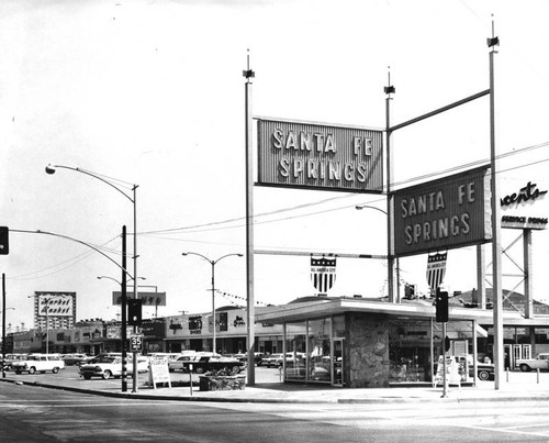 Business center in Santa Fe Springs — Calisphere