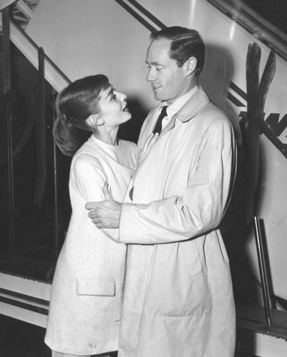 Audrey Hepburn's happy greeting — Calisphere