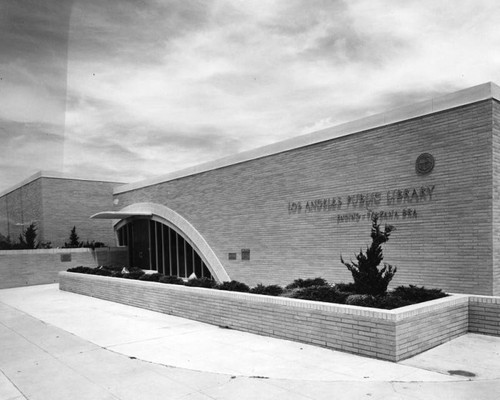Exterior of the Encino-Tarzana Branch Library — Calisphere