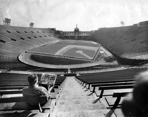 Dodger fan's perspective of Coliseum diamond from 53rd row — Calisphere
