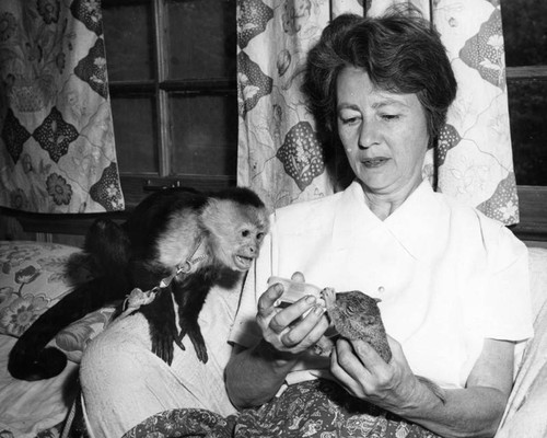 Versatile mother in Valley finds time for music, pets — Calisphere