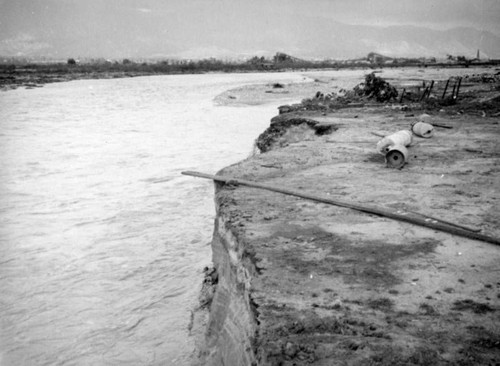 Flood destruction on a hog farm in El Monte — Calisphere