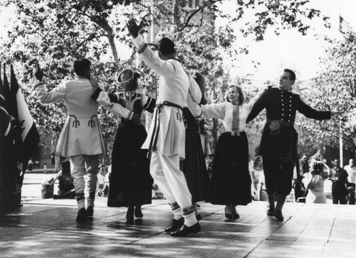 Dance festival at U.S.C — Calisphere