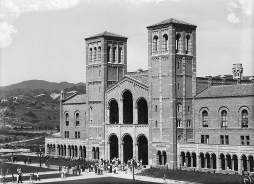 Royce Hall, U.C.L.A. campus, view 7 — Calisphere